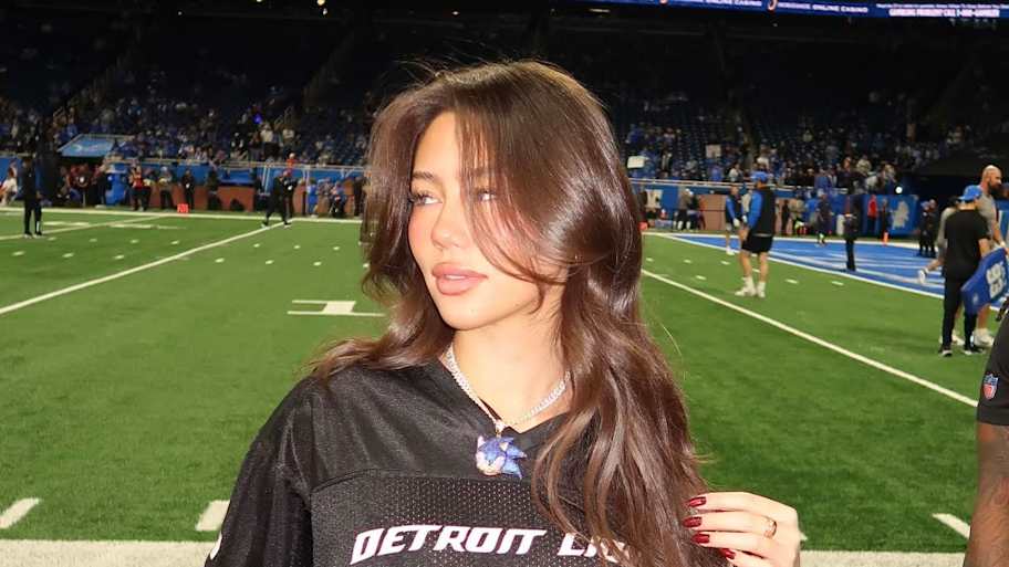 Jahmyr Gibbs’s Girlfriend, Nicole Anderson, Drops Her Go-to Lip Combo ...