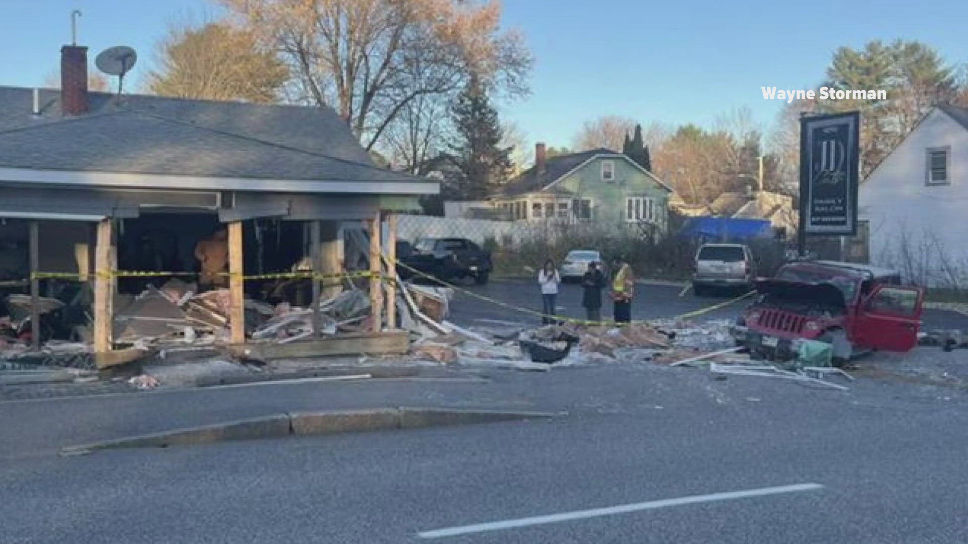 Crash involving Lewiston hair salon leaves 1 dead, several others hurt