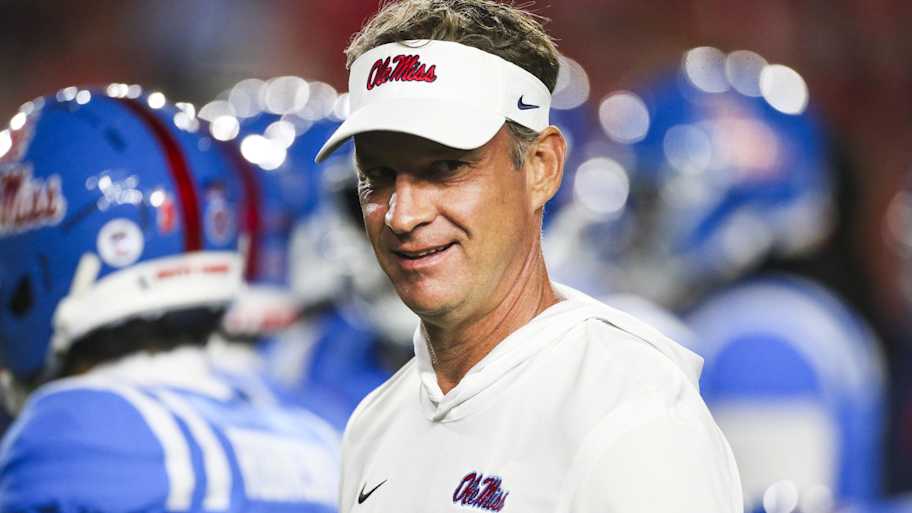 Lane Kiffin's wife Layla mistaken for blonde hugging Ole Miss coach ...