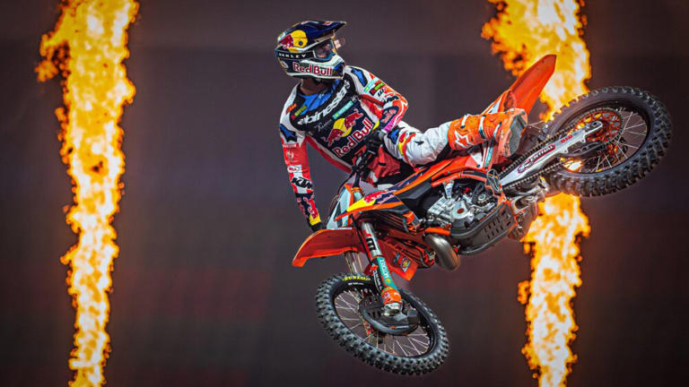 Eli Tomac wins WSX Canadian GP in his KTM debut, Max Anstie sweeps ...