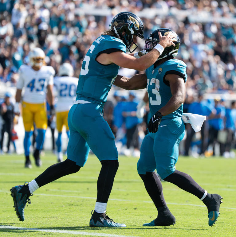 Jacksonville Jaguars' run game pounds Chargers, meaning there are more ...