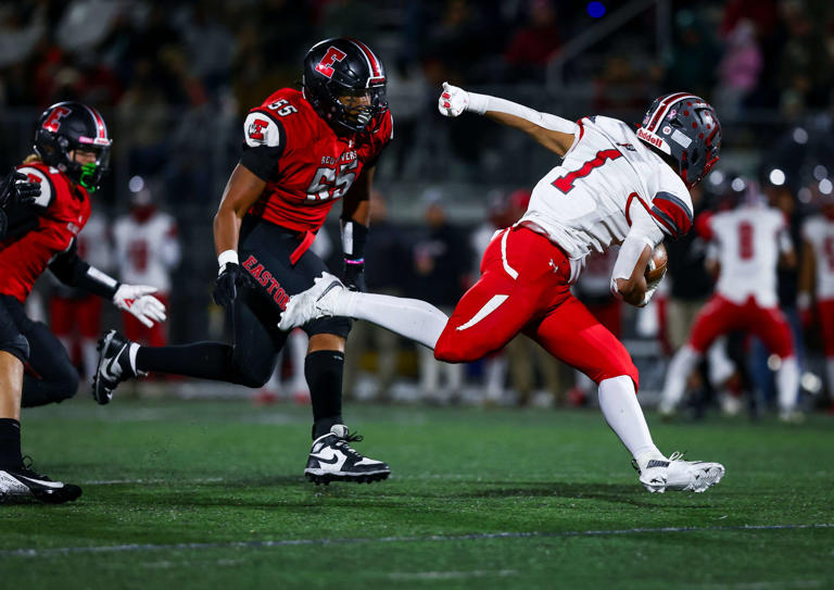 Easton football seniors took different paths to championship glory
