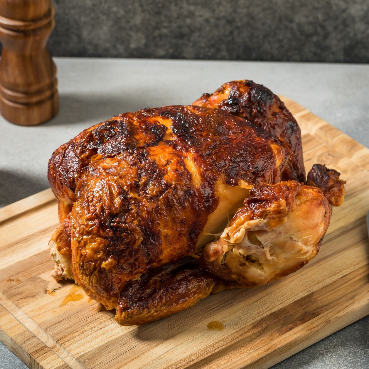 Connaissez-vous l'astuce des carrés de beurre pour obtenir un poulet ...