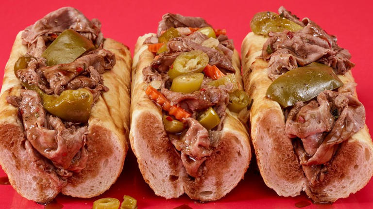 The Best Italian Beef Sandwiches In The U.S. (And Only Five Of Them Are ...