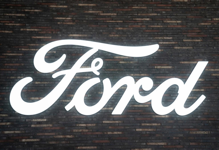 Ford Motor reports 2025 earnings plunge due to various challenges