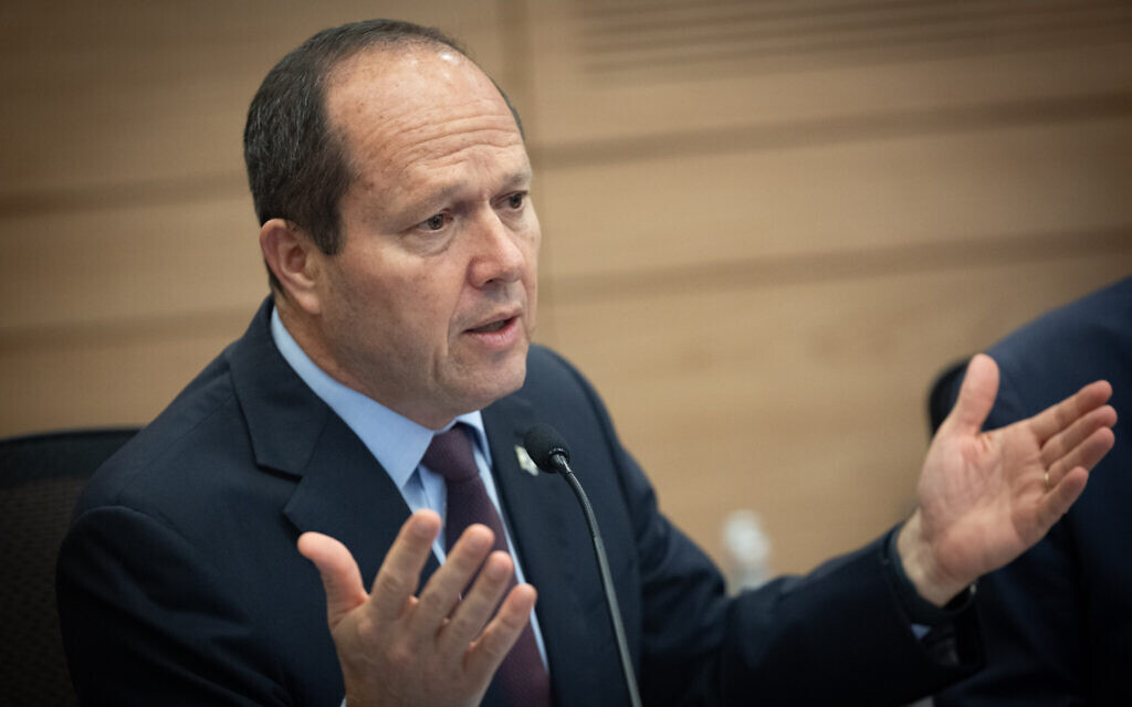 Palestinian group demands arrest of 'war criminal' Israeli economy ...