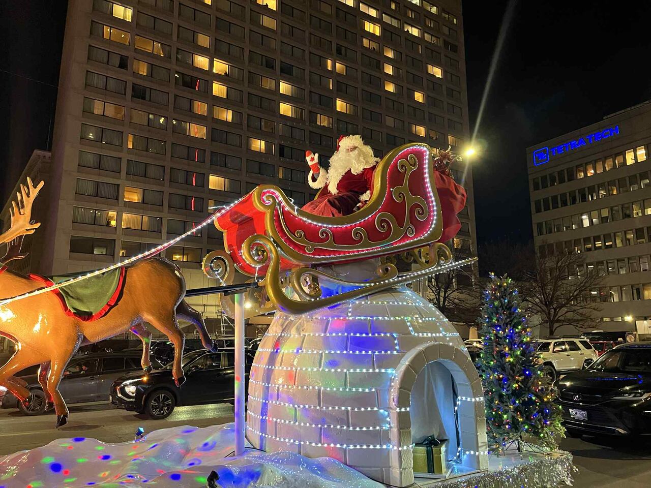 Santa Claus parade brings out thousands on Grey Cup weekend