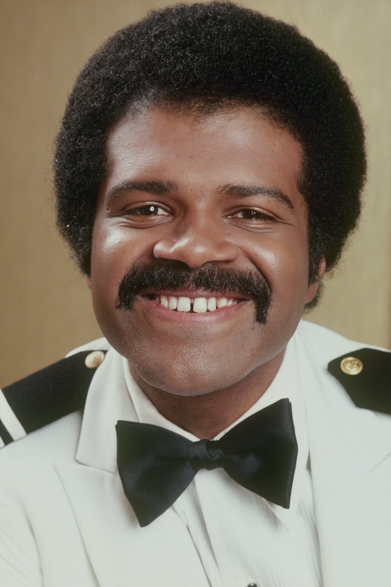 Ted Lange : l’icône souriante de « The Love Boat