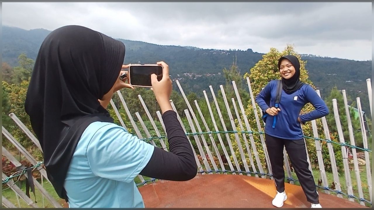 Nikmati Udara Segar dan Spot Foto Instagramable di Bukit Surga Nganjuk