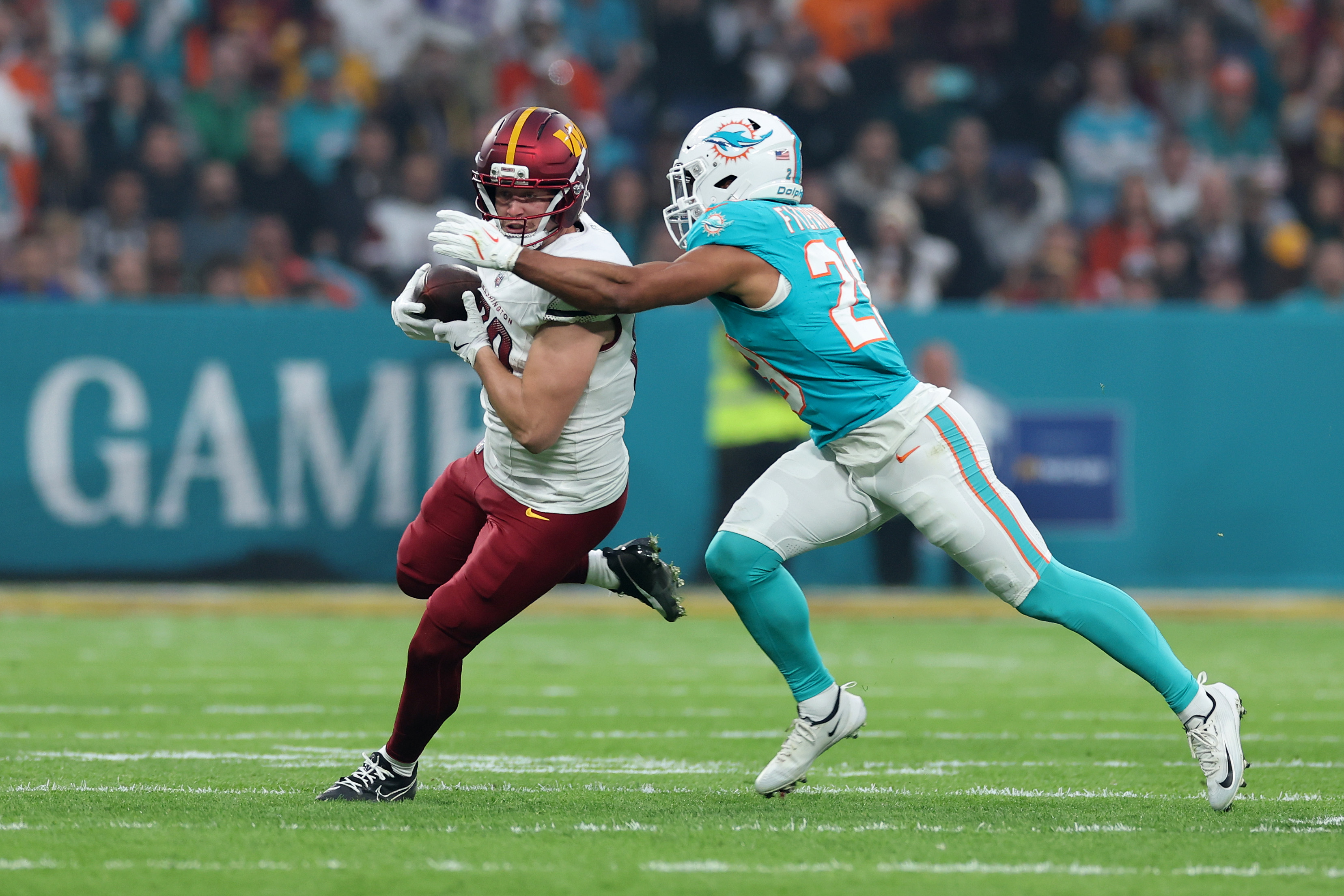 Washington Commanders vs Miami Dolphins 3rd Quarter