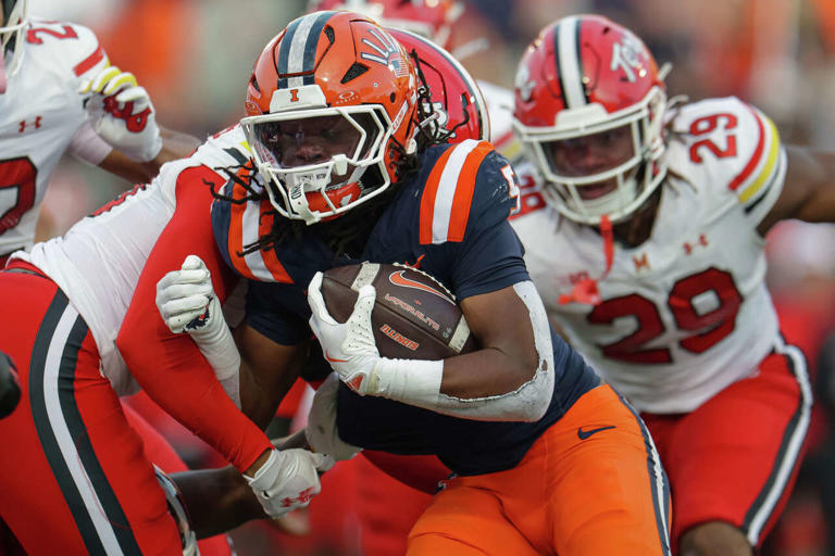 Illinois Fighting Illini vs. Wisconsin football betting line, over ...