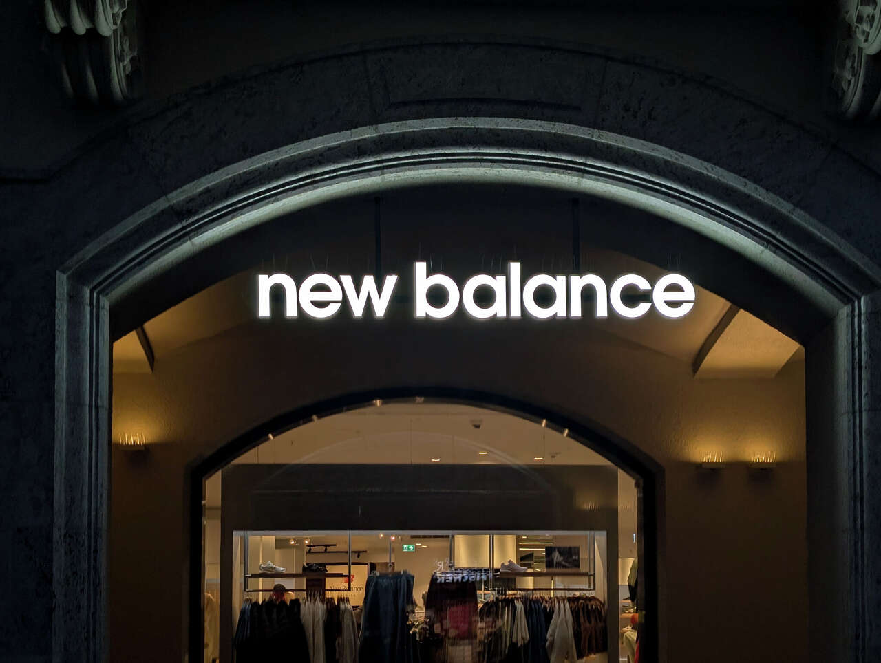 2 new athletic retailers are coming to Round Rock Premium Outlets soon