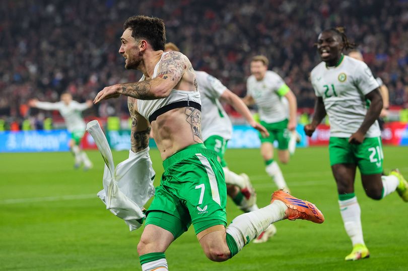 Hungary 2-3 Ireland: Troy Parrott fires Ireland into World Cup play ...
