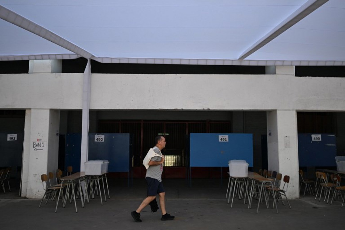 Verkiezingen Chili - Stemhokjes geopend in Chili