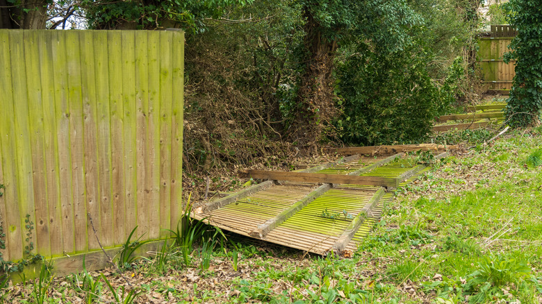 What To Do About A Neighbor's Damaged Or Fallen Fence