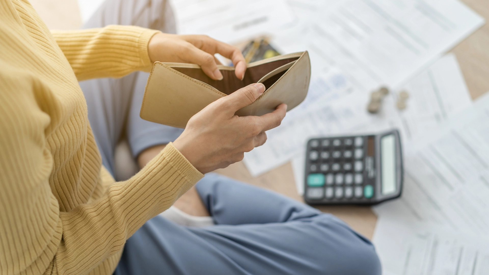 Health care costs push Americans into painful financial tradeoffs