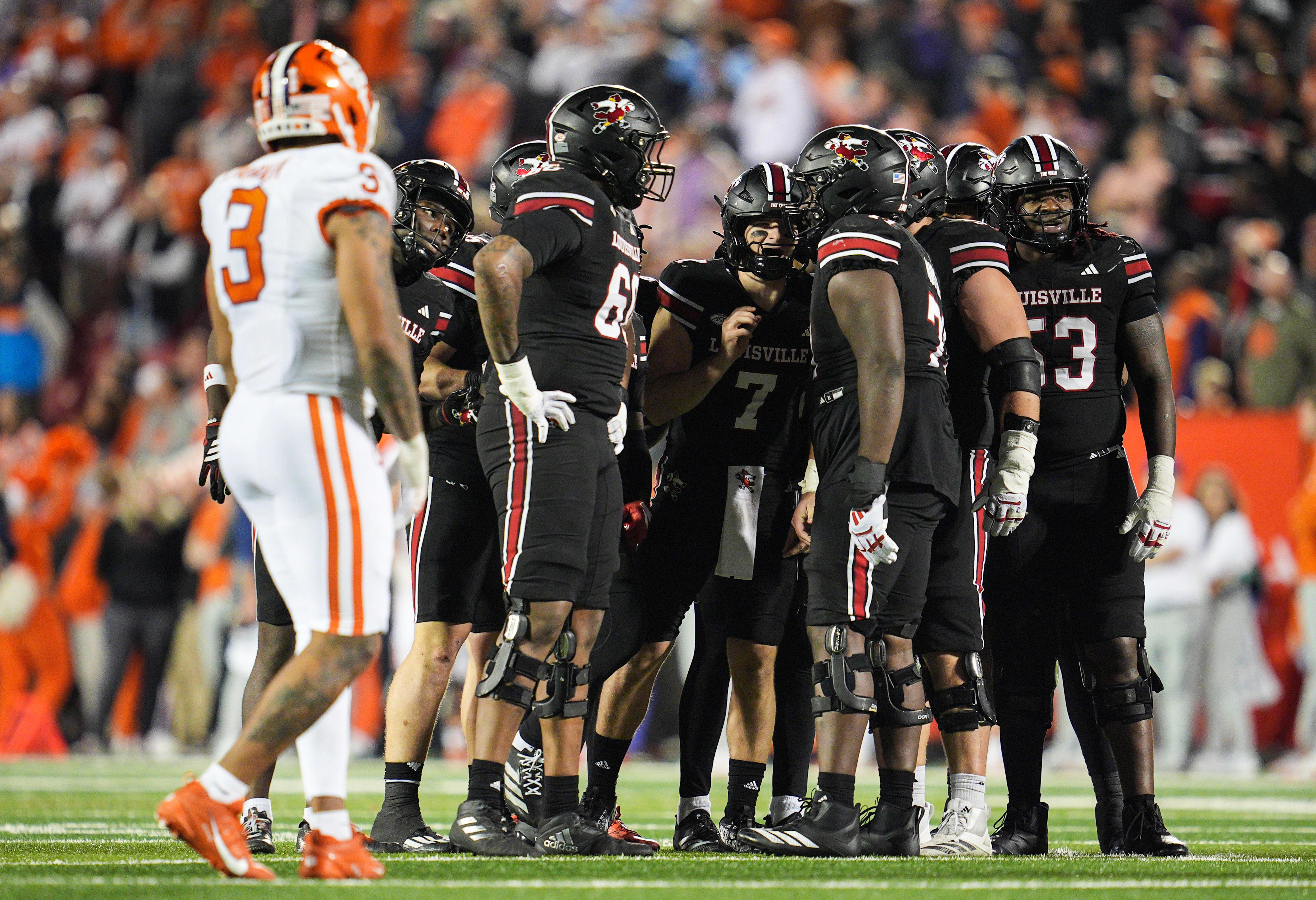 Will Louisville Cardinals football finish ACC play with a win? UofL-SMU ...