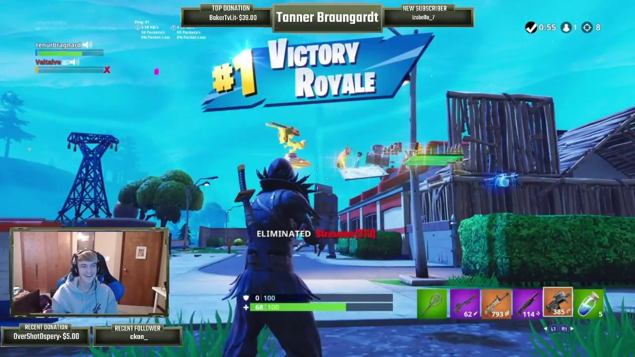 A Lamborghini owner plays Fortnite at 18 years old