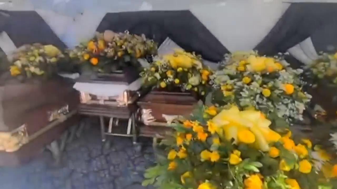 A town in southern Haiti mourns its own as it staggers from Hurricane ...