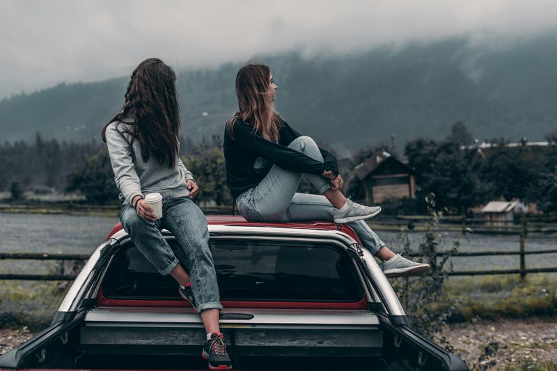 9 Behaviors Confident Women Avoid