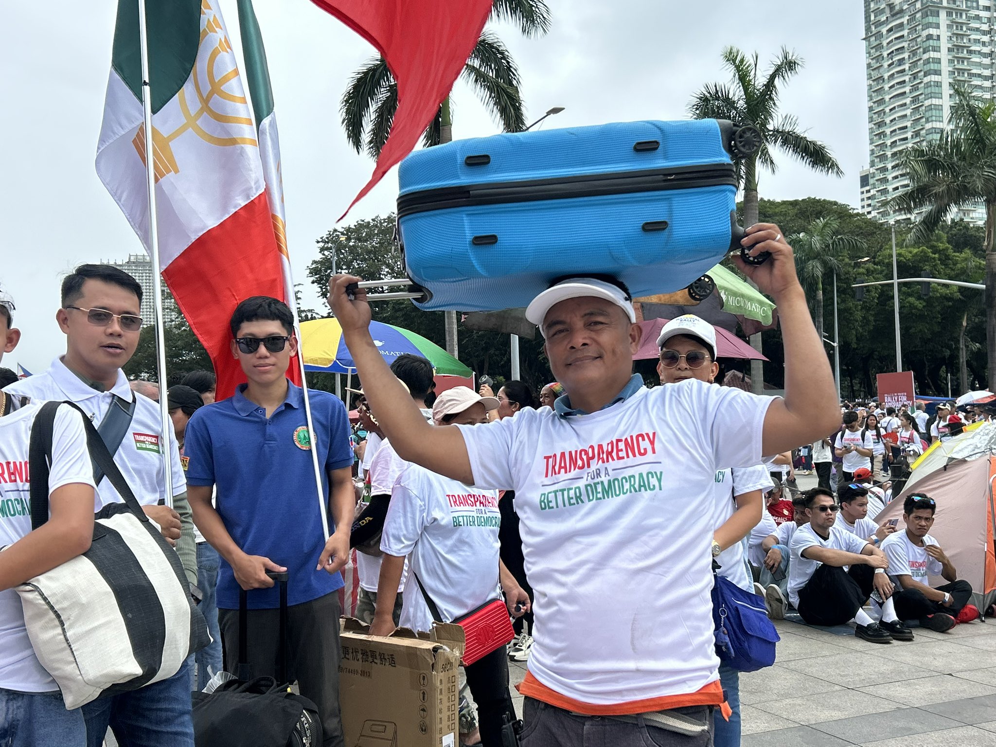 Rains, heavy cop presence irritate attendees on first day of INC rally