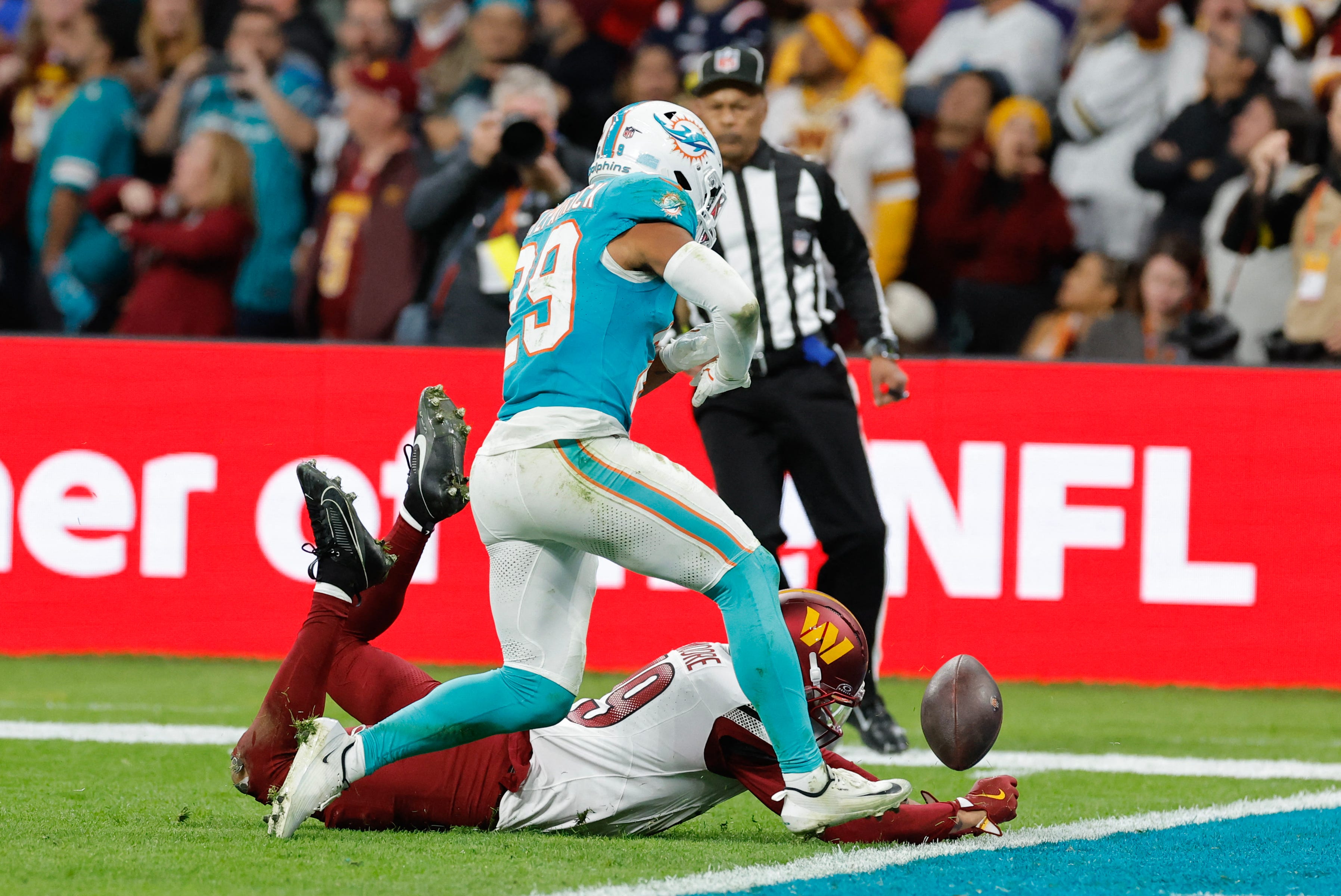 Best reactions from Commanders' Week 11 loss to Dolphins in Madrid