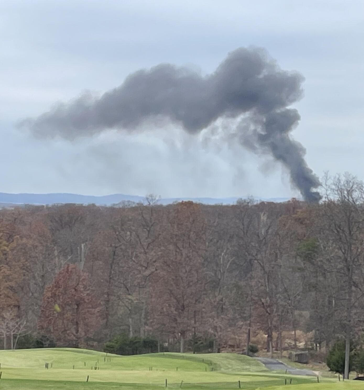 Lithium-ion battery pack ignites Lansdowne fire
