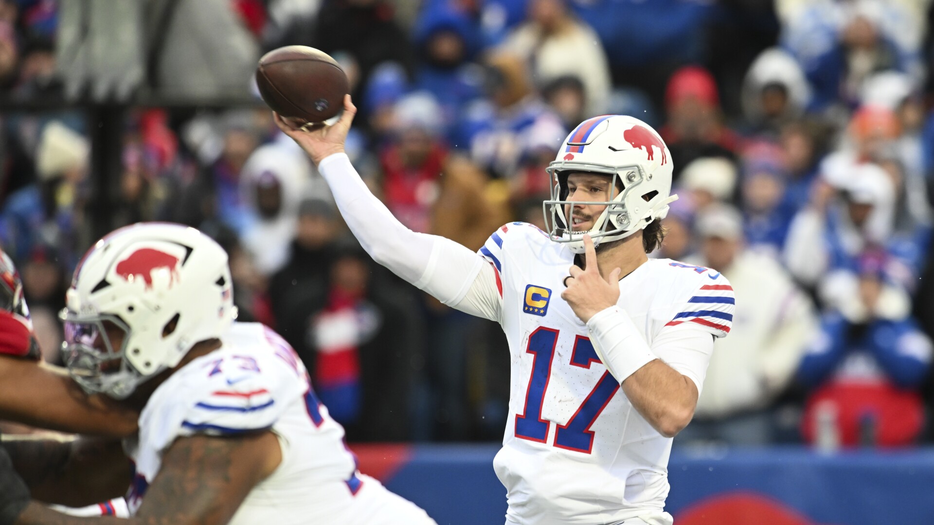 Baker Mayfield pick leads to Bills touchdown, Buffalo ahead 31-26