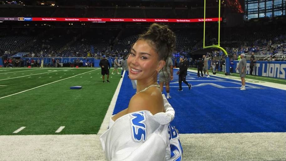 Jahmyr Gibbs’s Girlfriend, Nicole Anderson, Drops Her Go-to Lip Combo ...