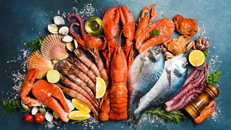 The Once-Popular Seafood Chain That Quietly Closed Many Of Its Locations