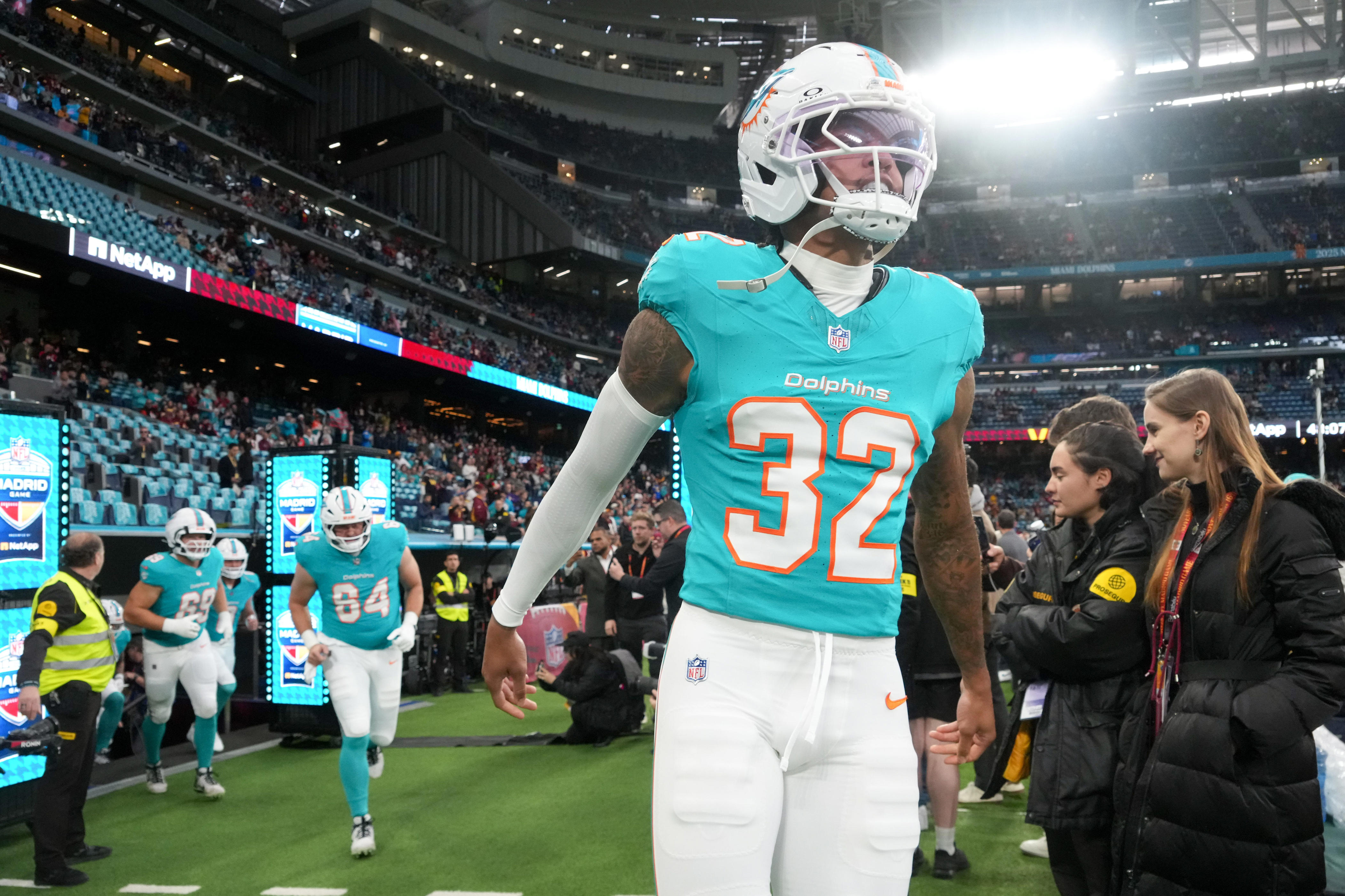 JuJu Brents injury update, Miami Dolphins lose cornerback vs. Commanders