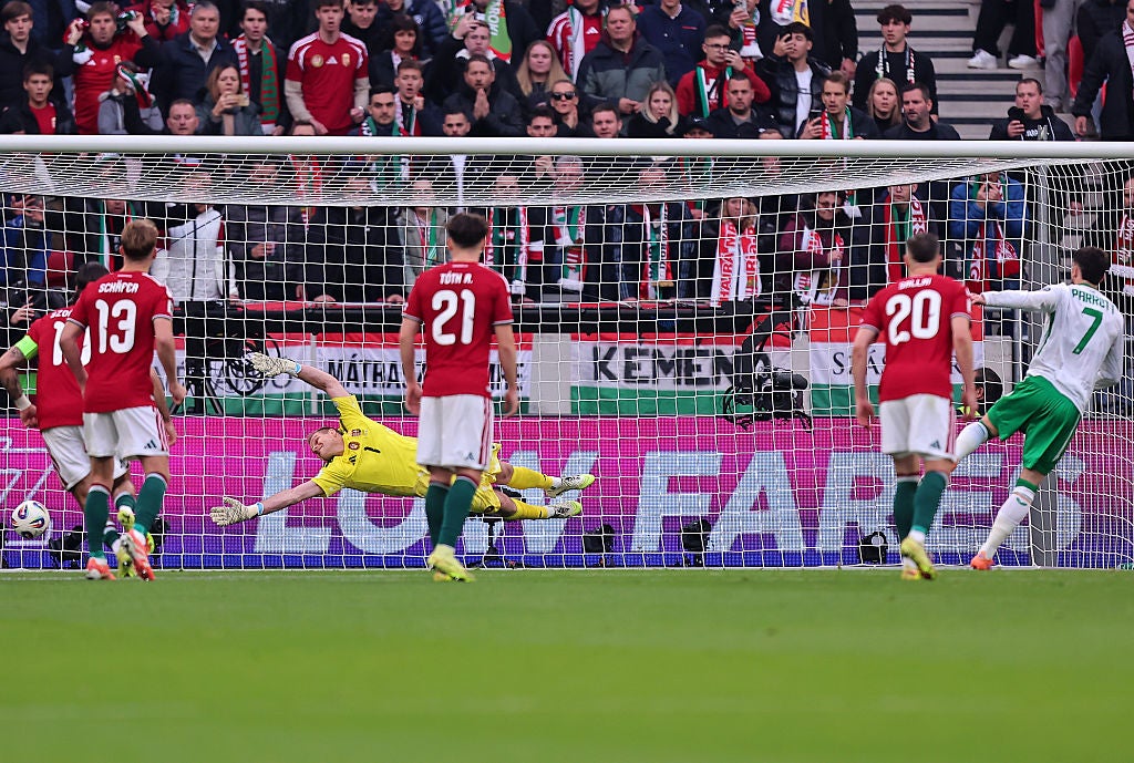 Last-gasp Parrott hat-trick earns Ireland World Cup play-off spot