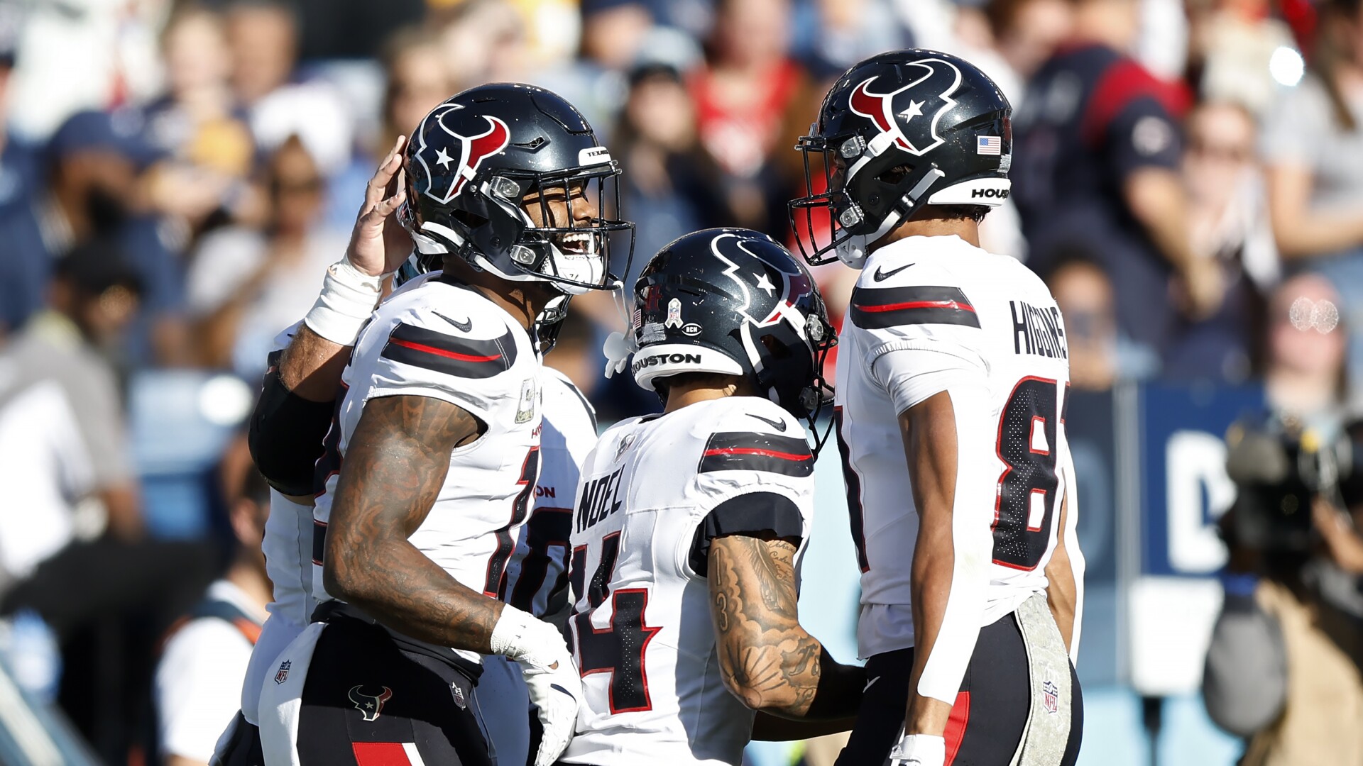 Texans win ugly, beat Titans 16-13 on last-play field goal