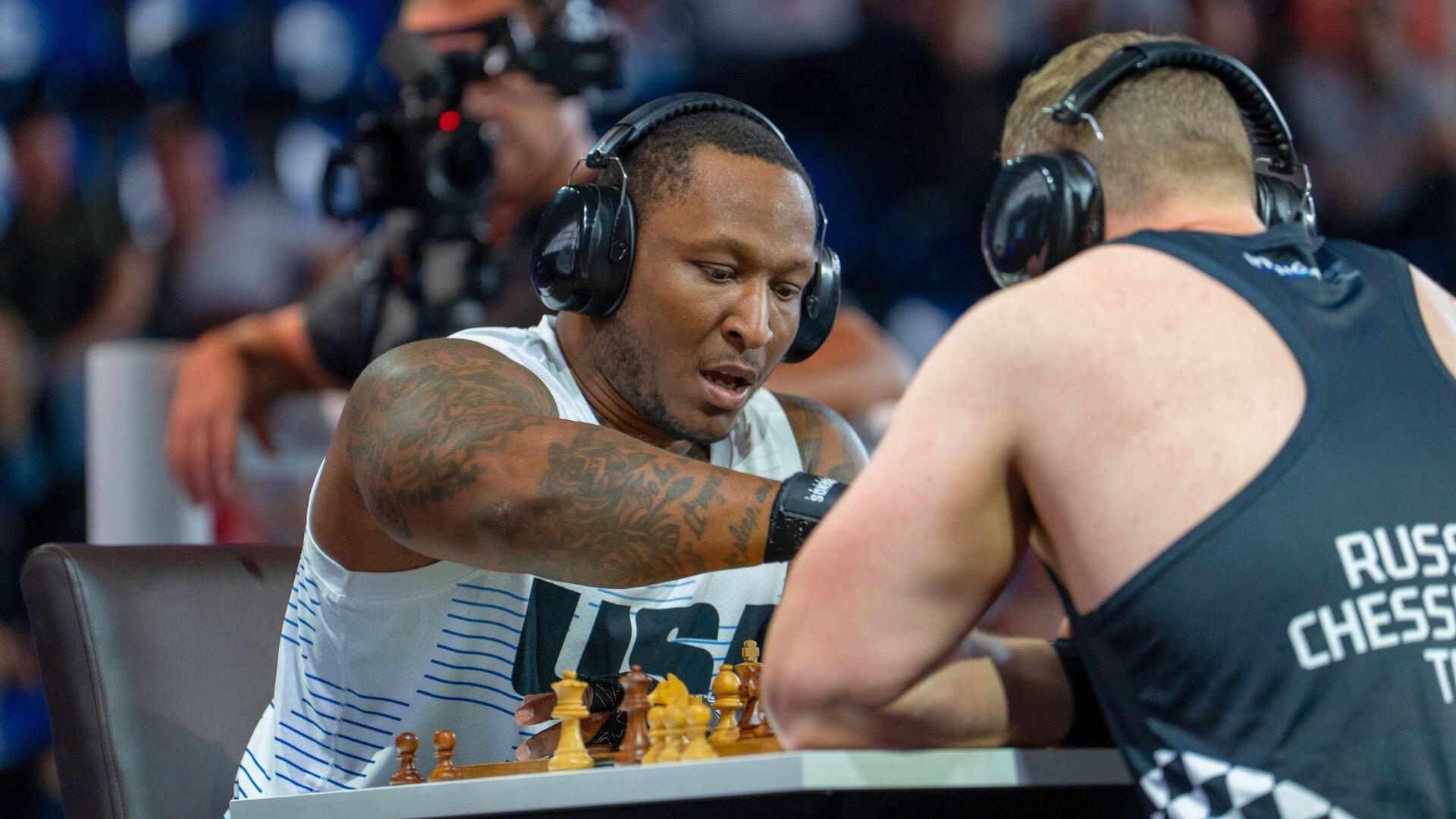 Checkmate or knockout: The sport of chess boxing combines brains and brawn