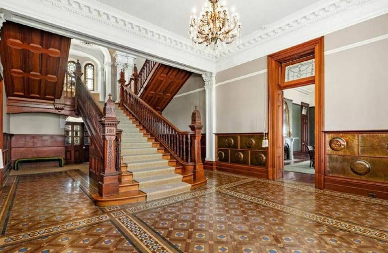 It's sold: $10 million historic 45-room Minimbah House mansion finds a ...