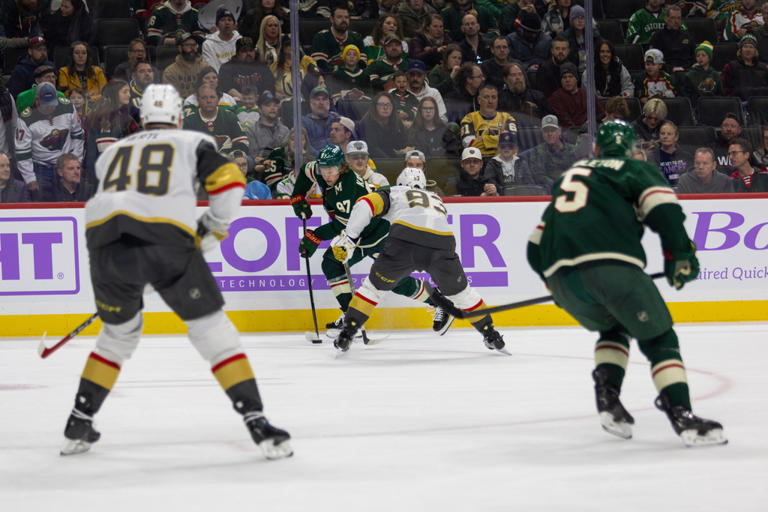 Kaprizov scores on late OT power play to left Wild past Golden Knights, 3-2