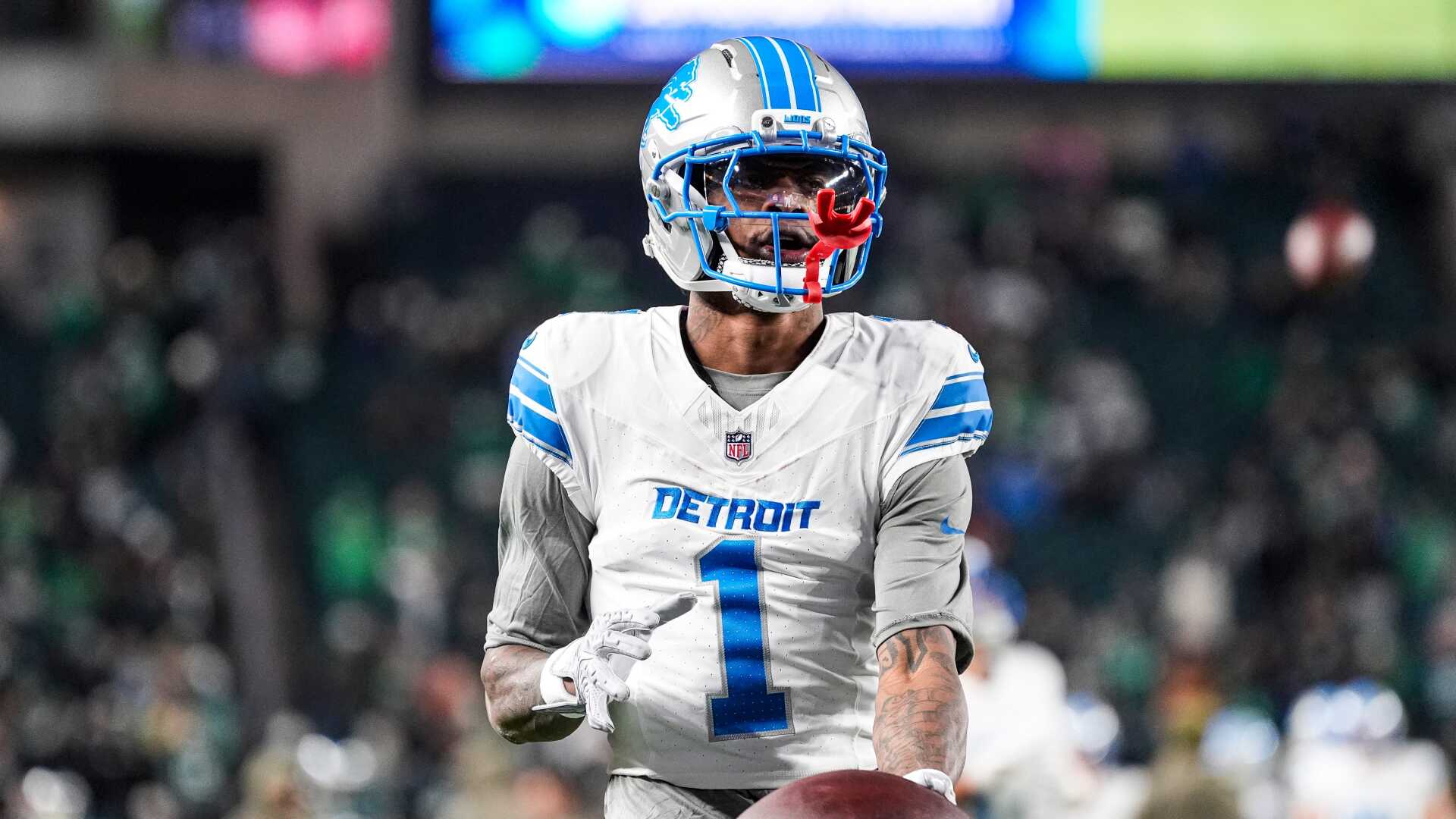 Jameson Williams scores TD, but his unsportsmanlike penalty leads to ...