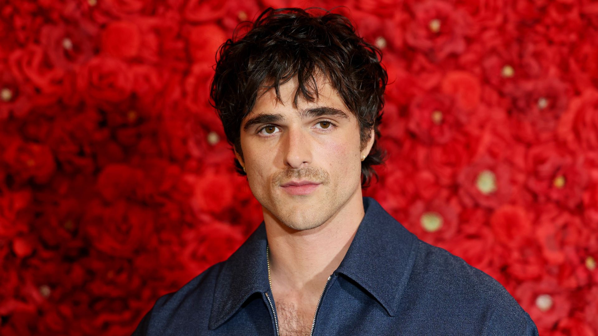 Jacob Elordi looks totally unrecognisable in resurfaced school photo