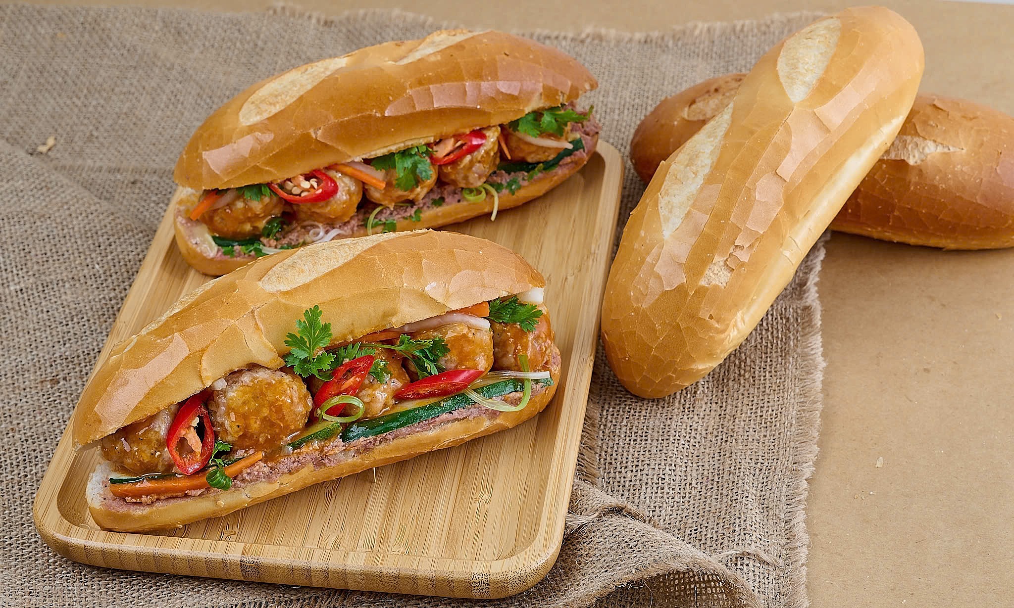 CNN names Vietnam's banh mi one of world's best sandwiches amid food ...