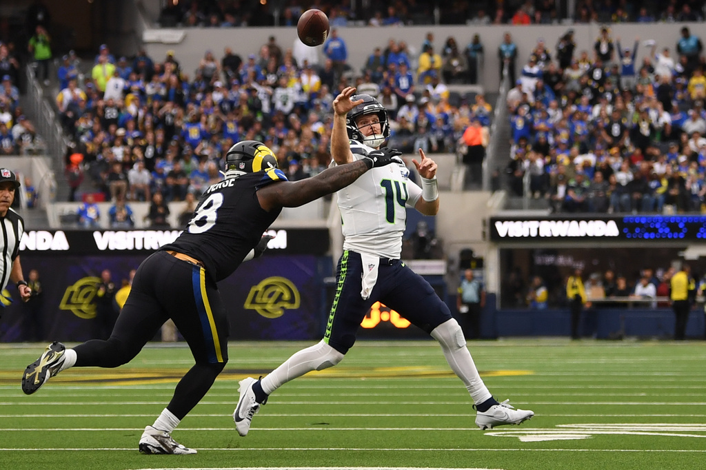 Seahawks find fault in more than Darnold's 4 interceptions in close ...