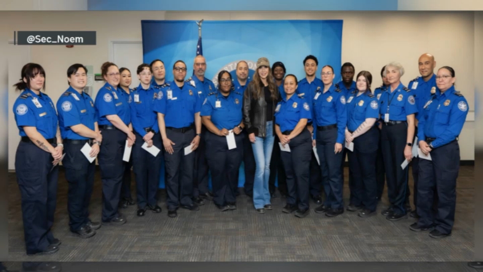Boston Logan TSA officers who didn't call out during shutdown receive ...