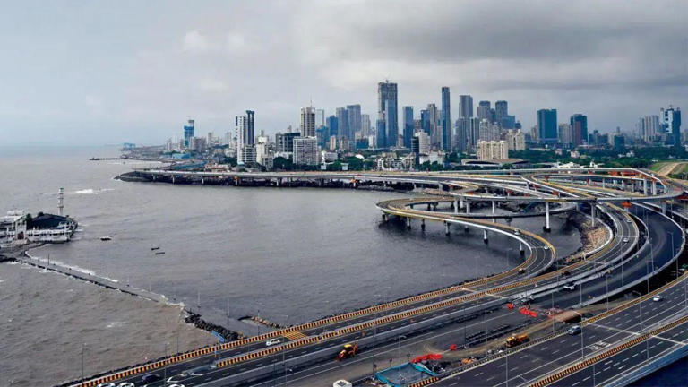 Mumbai weather update: Clear skies make city’s weather pleasant; AQI at 125