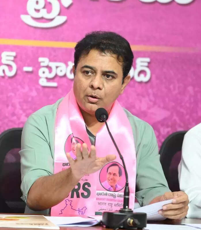 KTR hits out at Telangana govt, Centre over cotton procurement crisis