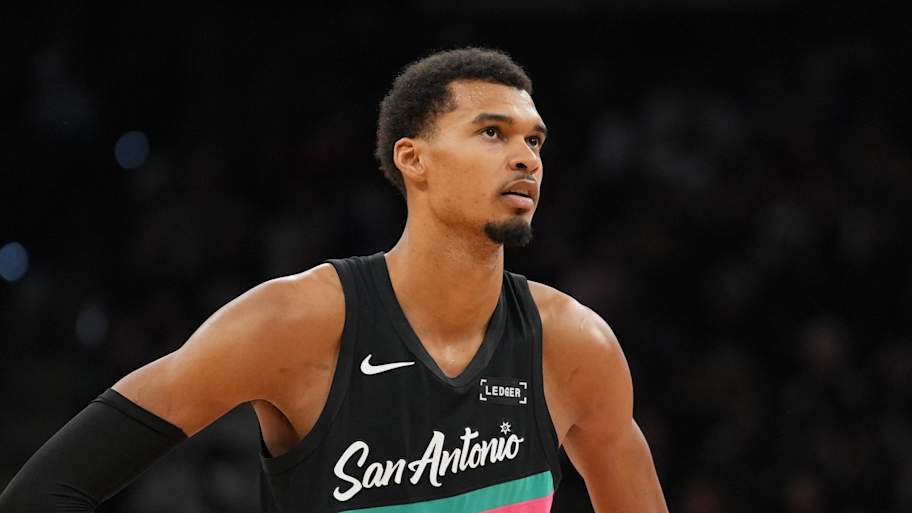 Victor Wembanyama's Final Injury Status Changes Kings' Game Plan vs. Spurs