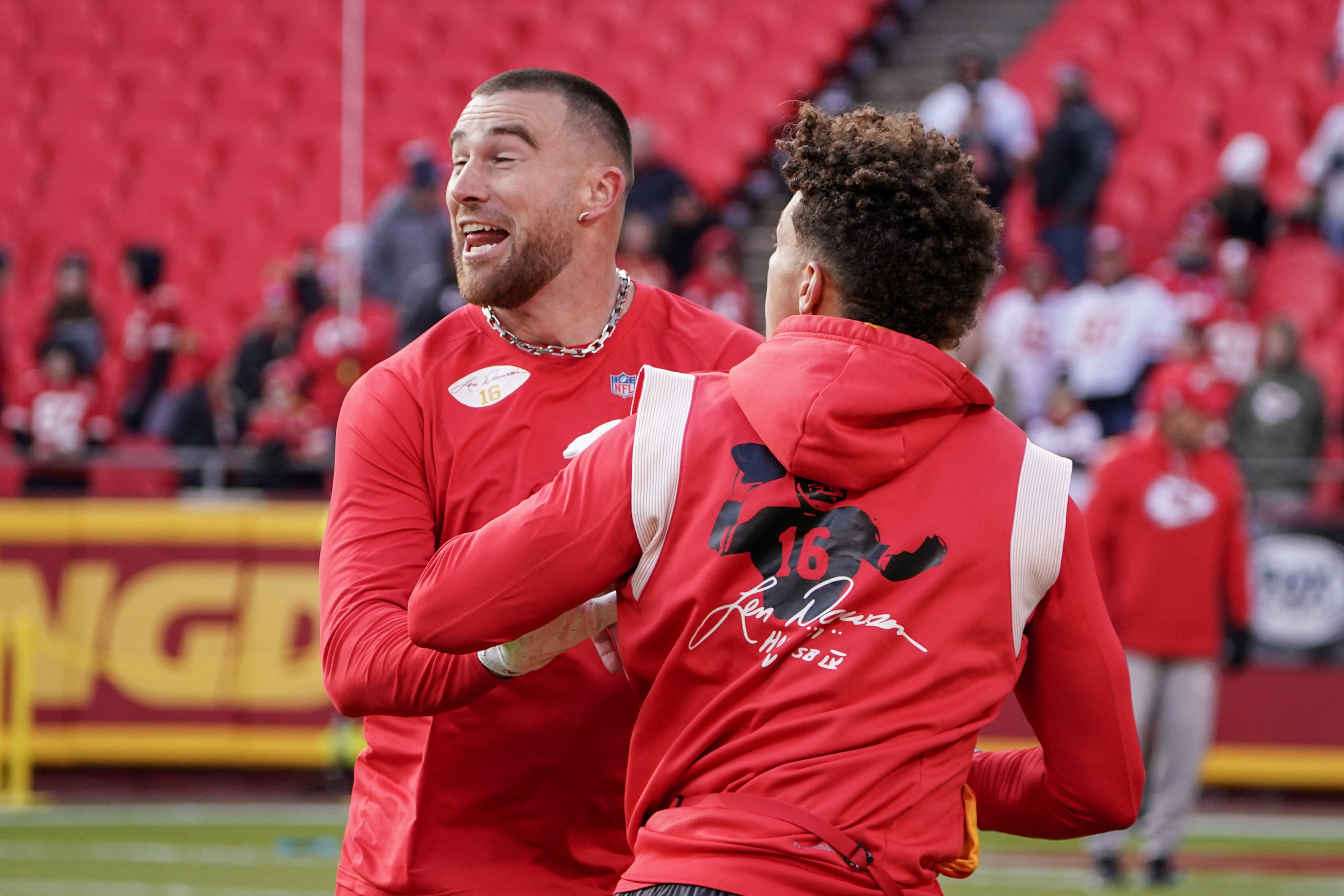 Patrick Mahomes, Chiefs stars show off style for Week 11 division ...
