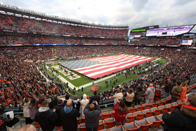 Browns can’t win Shedeur Sanders’ NFL debut following Ravens trick play ...