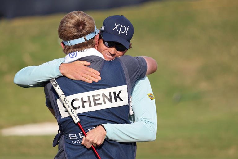 Adam Schenk stays steady, survives 40 mph winds to earn breakthrough ...