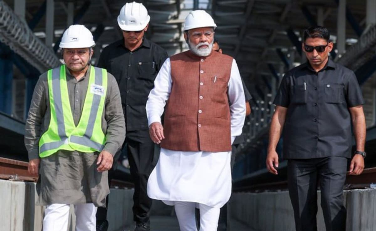 PM Modi Visits Under-Construction Surat Bullet Train Station In Gujarat