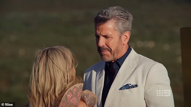 The Golden Bachelor's Janette reveals secret texts to Sunny and why she ...