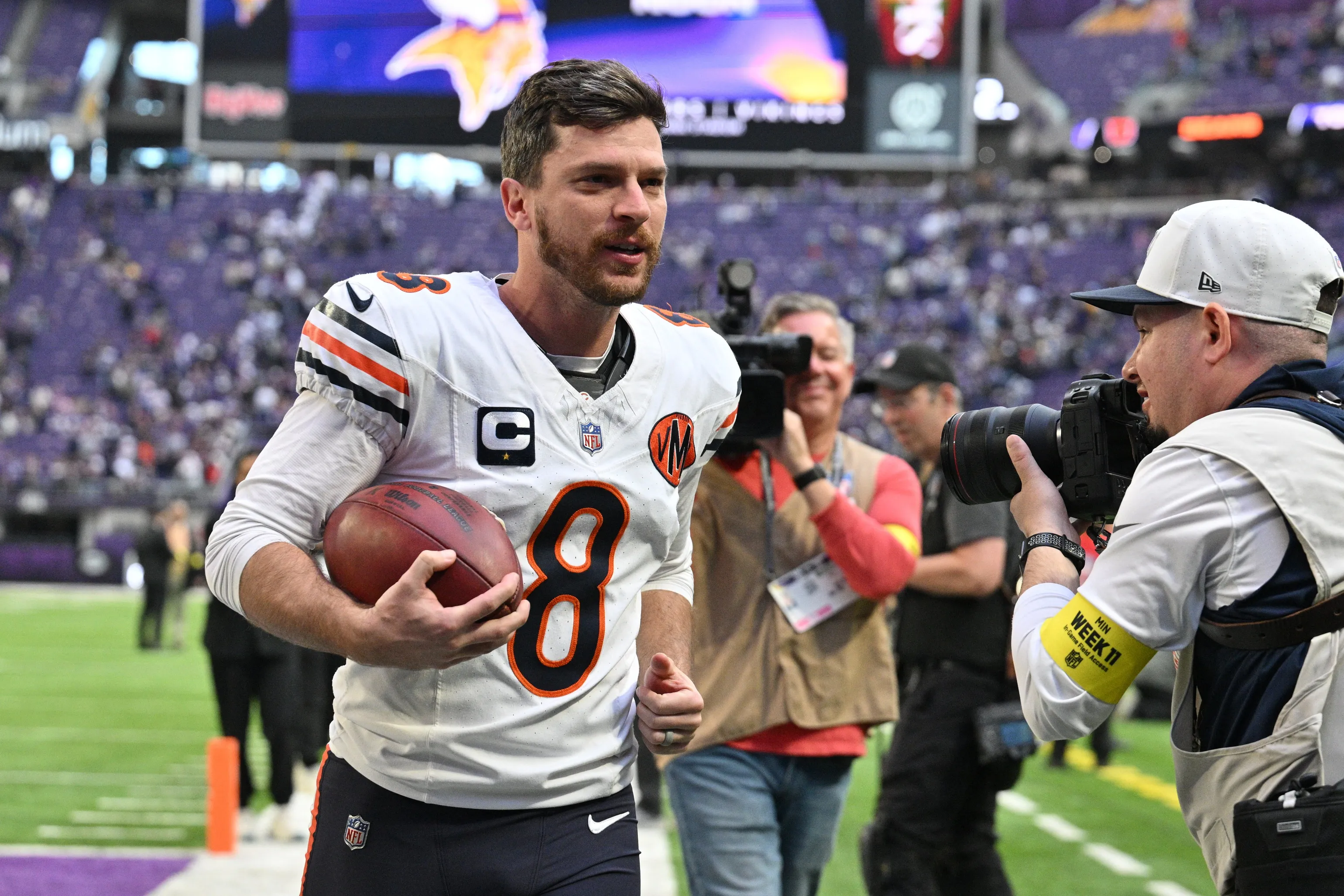 Bears Edge Vikings on Last-Second Field Goal to Extend Win Streak